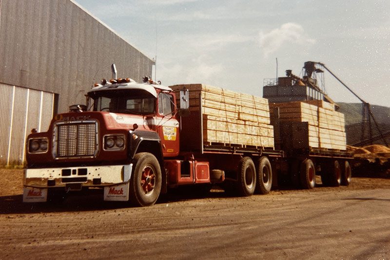 Happy Birthday, Pin - NZ Trucking