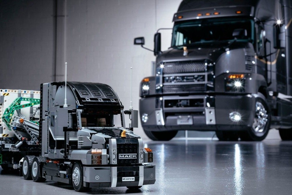 2021 Mack calendars now available - NZ Trucking